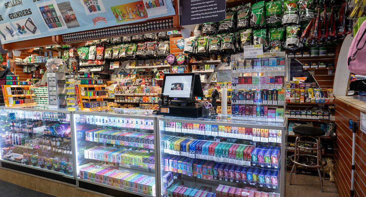 AM Smoke Shop - Minneapolis Vape & Smoke Shop - Smoke Shop Locator